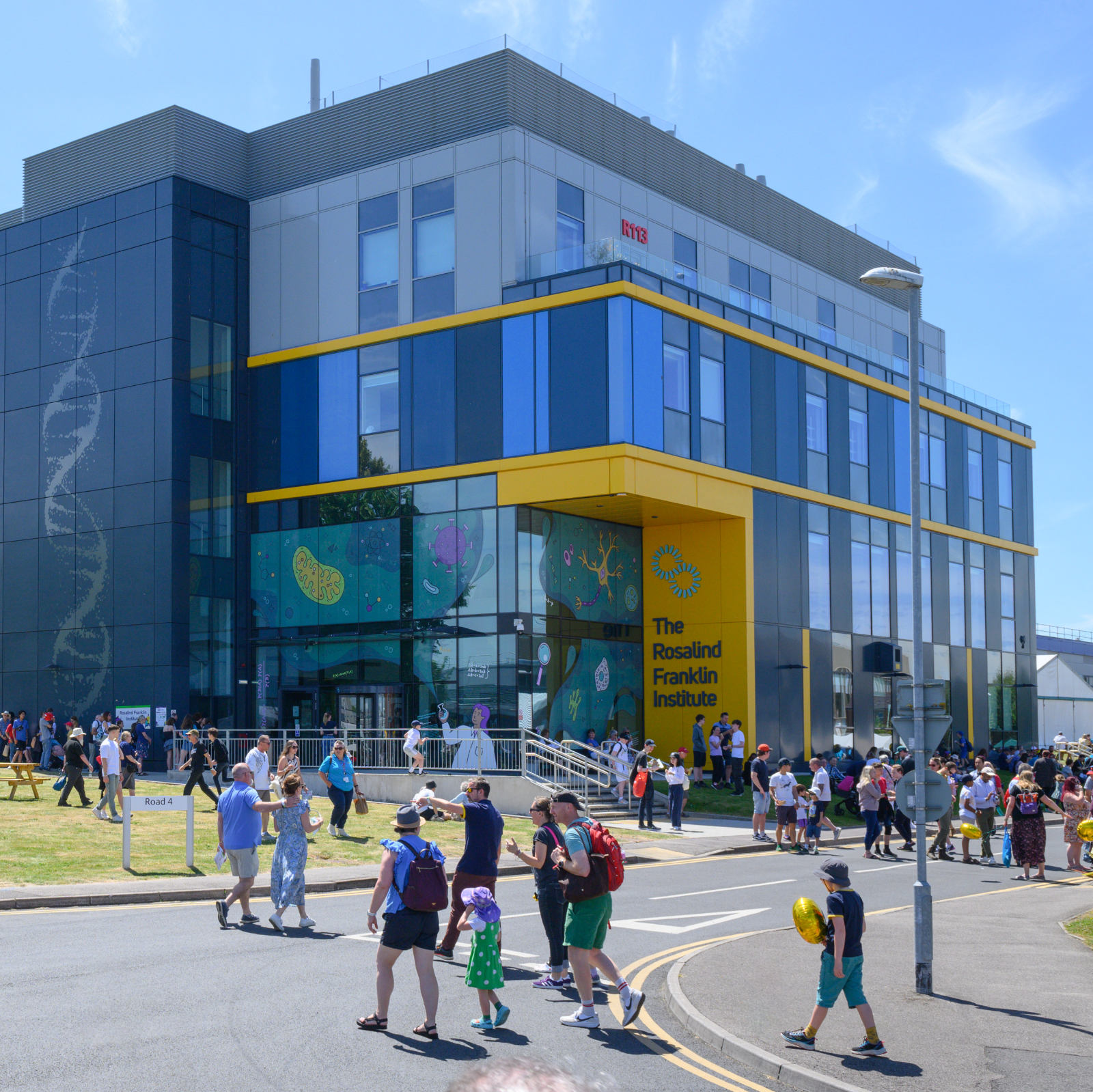 Discover & Learn - Rosalind Franklin Institute