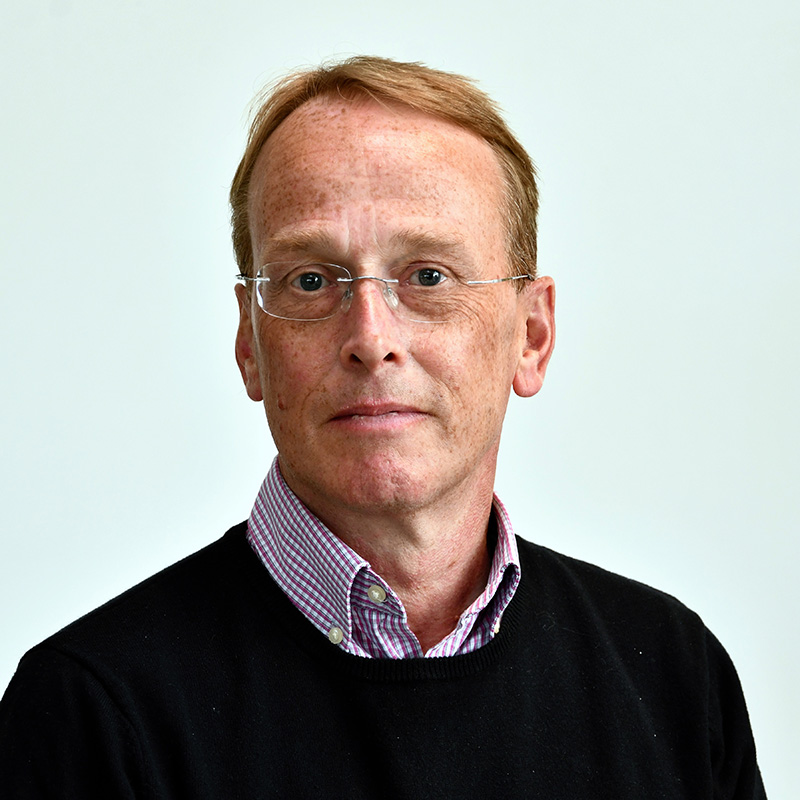 Professor Angus Kirkland receives RMS Honorary Fellowship - RFI